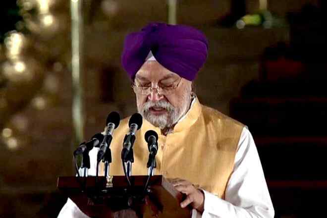 The Life of Hardeep Singh Puri - A Journey of Leadership and Impact